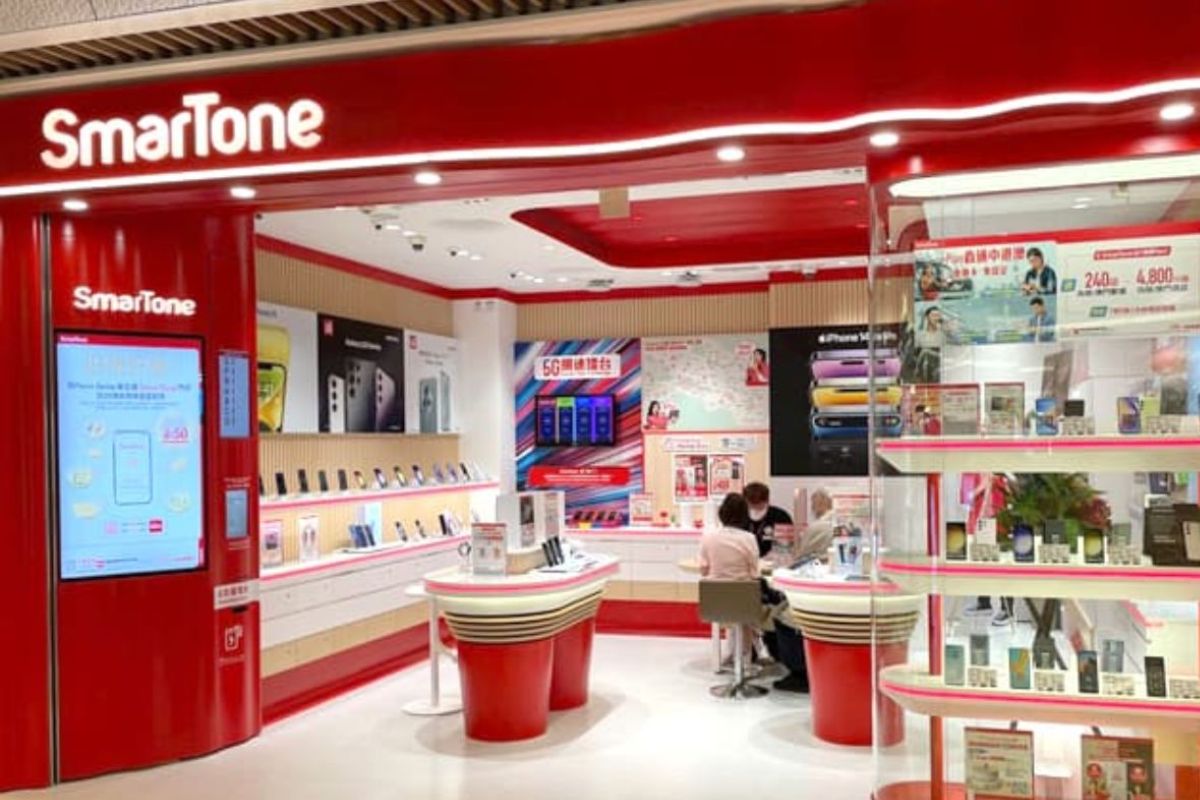 SmarTone SIM cards - A Comprehensive Guide for Tourists 2025